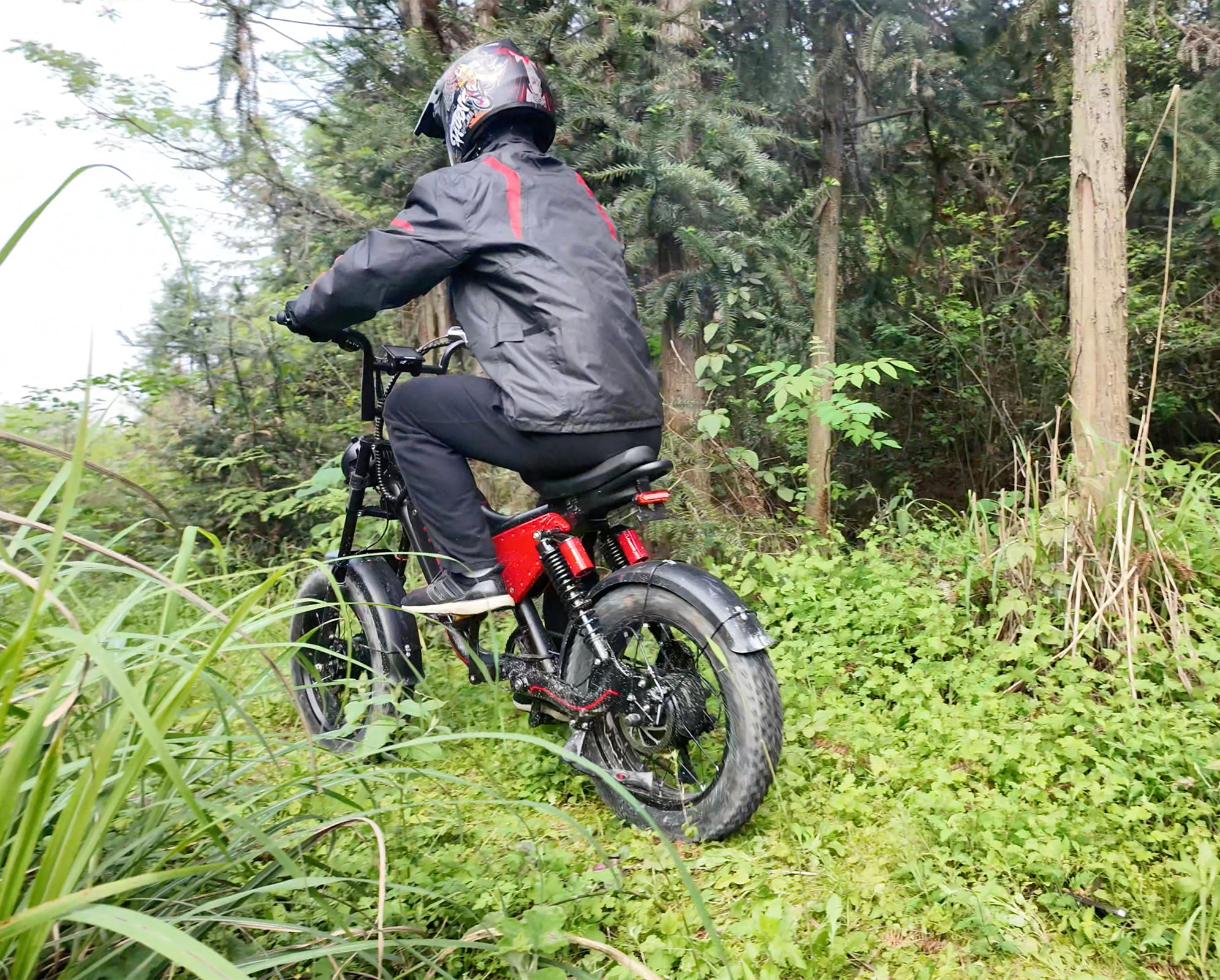 Essential Guide to E-Bike Cleaning | Keep Your Ride Spotless